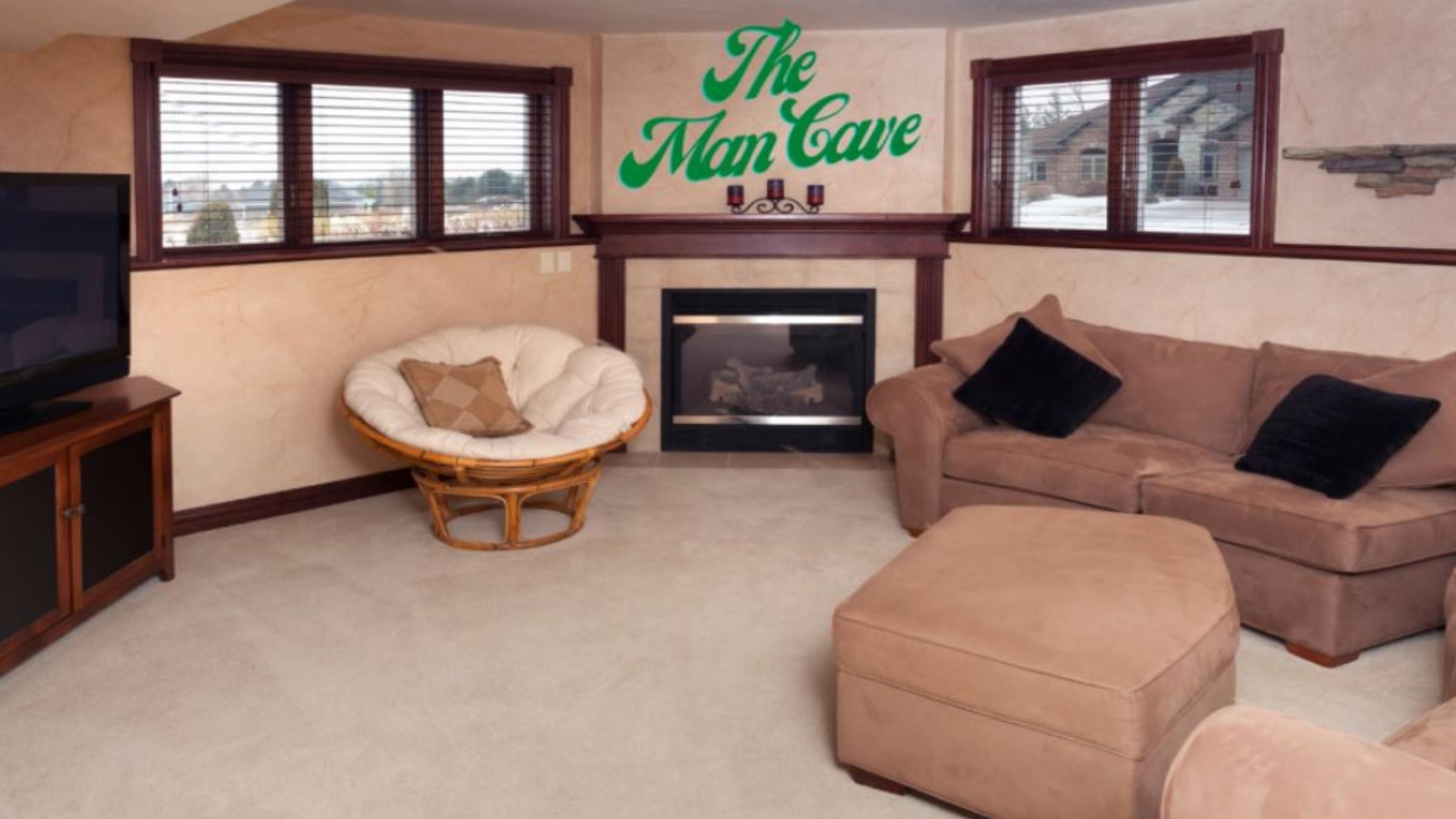 How To Nail The Perfect Man Cave Office: 35 Setup Ideas