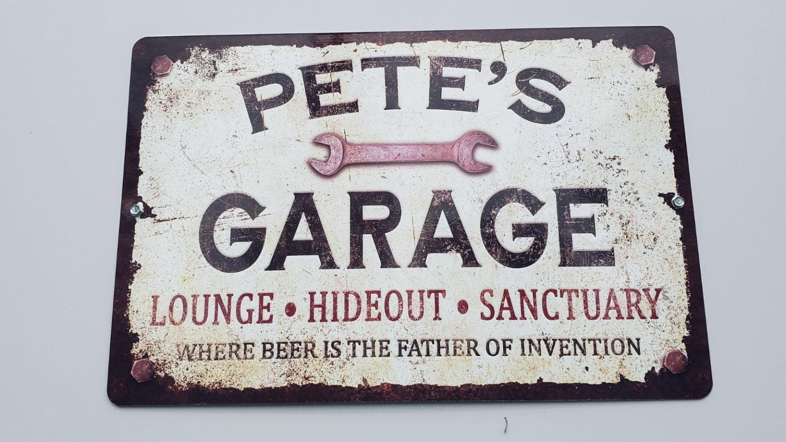 18 Affordable Garage Man Cave Ideas You'll Love